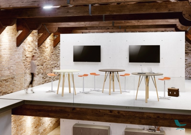 Alea - Atreo Wood - High Meeting Table - Round - Sioen Furniture